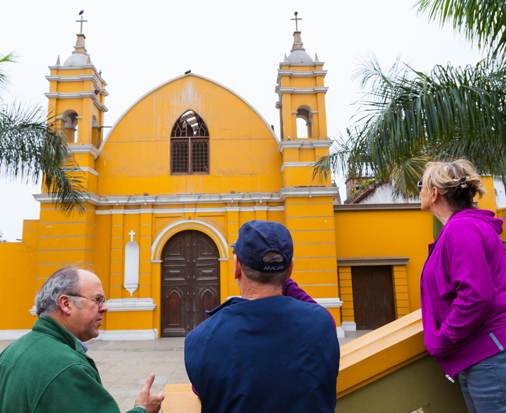John Alfredo Davis Benavides - Insider experiences in Lima - Aracari Travel